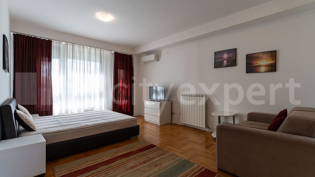 Stan za izdavanje BEZ PROVIZIJE: Jednosoban, 44m², Japanska, Novi Beograd - 550€