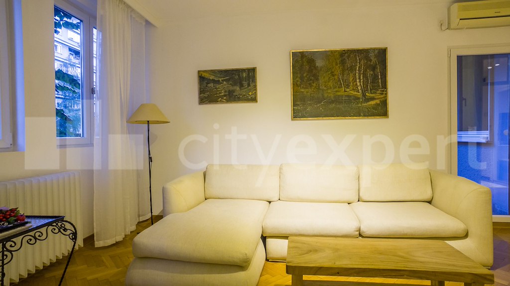 Stan za izdavanje BEZ PROVIZIJE: Dvosoban, 50m², Miročka, Stari grad - 850€