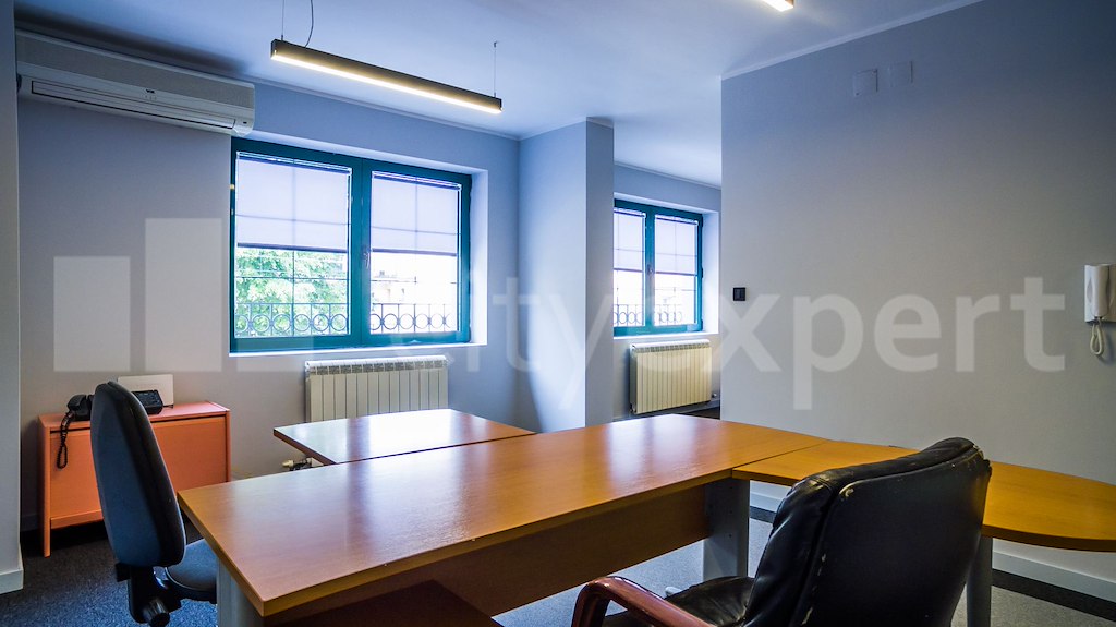 Poslovni prostor za izdavanje BEZ PROVIZIJE: Ostalo, 152m², Vojvode Stepe, Voždovac - 2500€