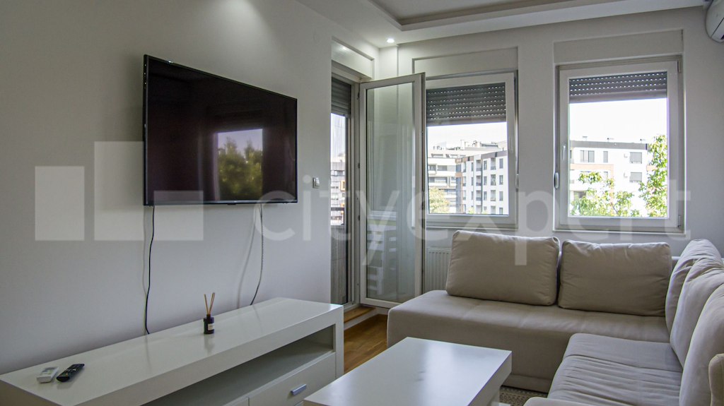 Stan Izdavanje Novi Sad Bez skrivenih troškova - 42m², Kraljevića Marka, Novi Sad - 500€
