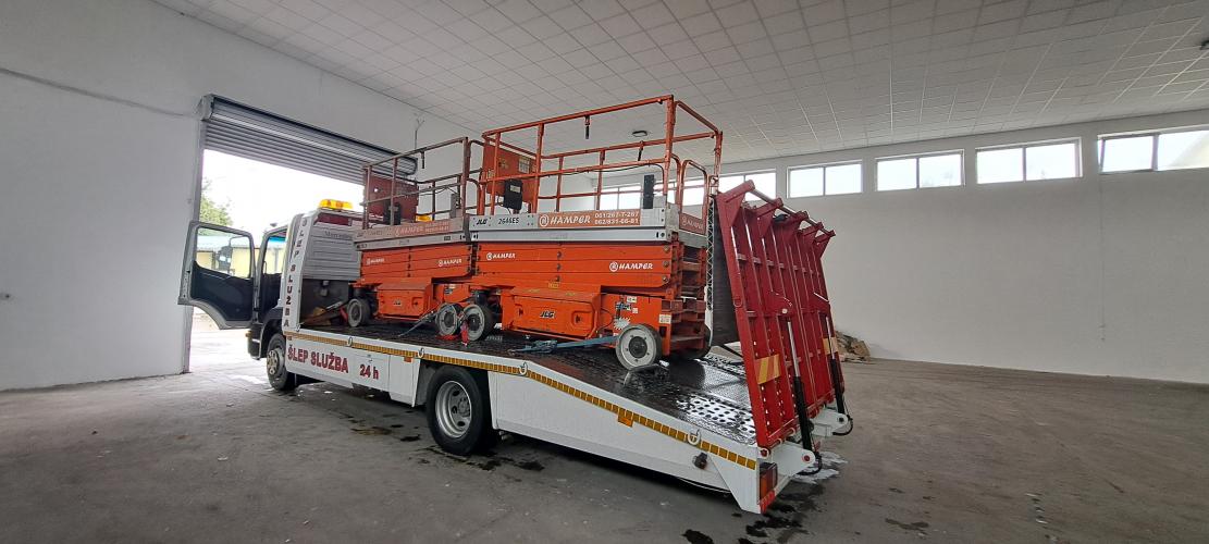 Iznajmljivanje makazastih platformi JLG 2646 ES
Zemun
