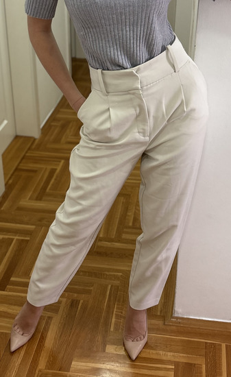 ZARA pantalone