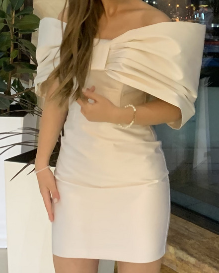 HALJINA OD BROKATA