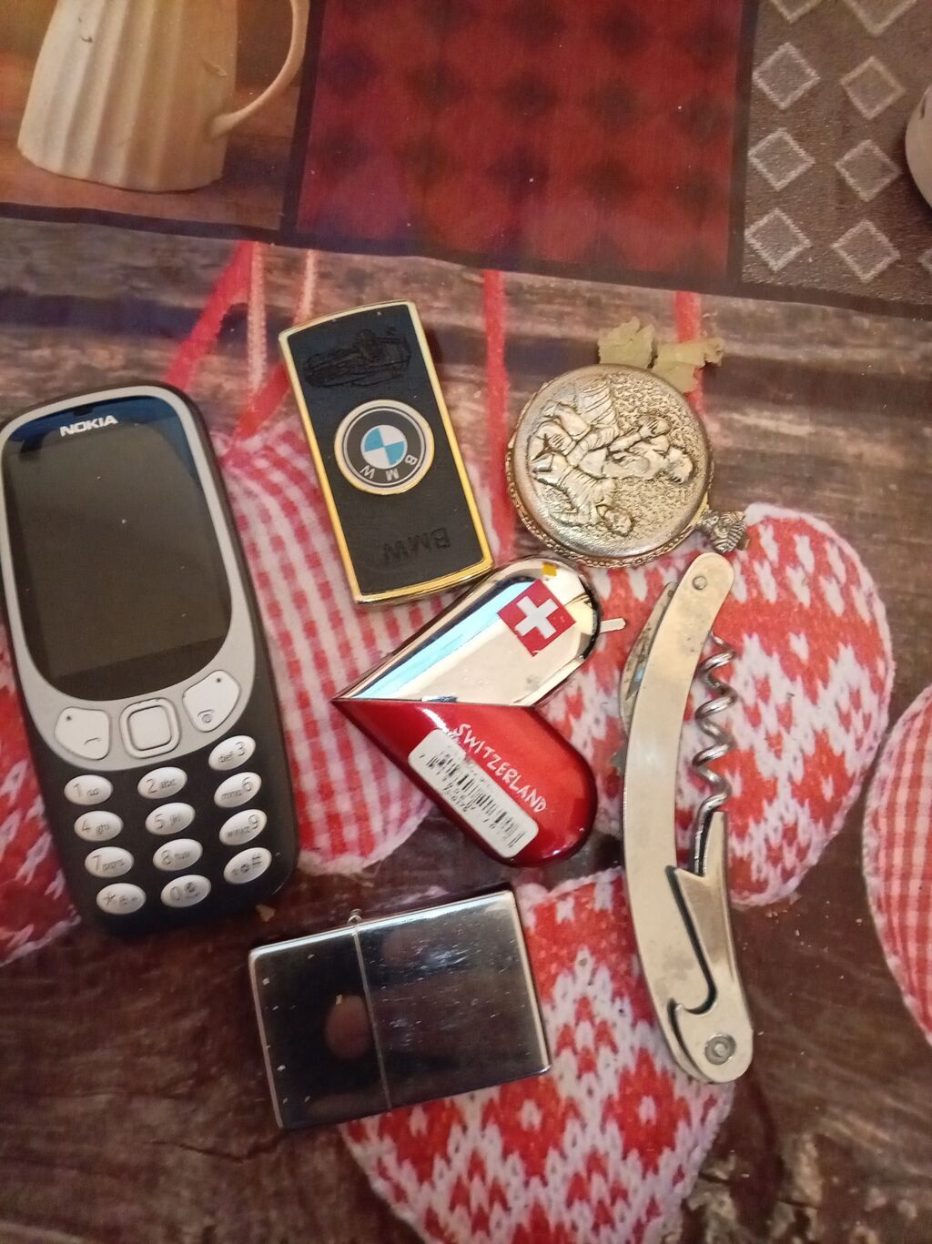 Set džepnih predmeta – miks - Nokia klasični mobilni telefon (model