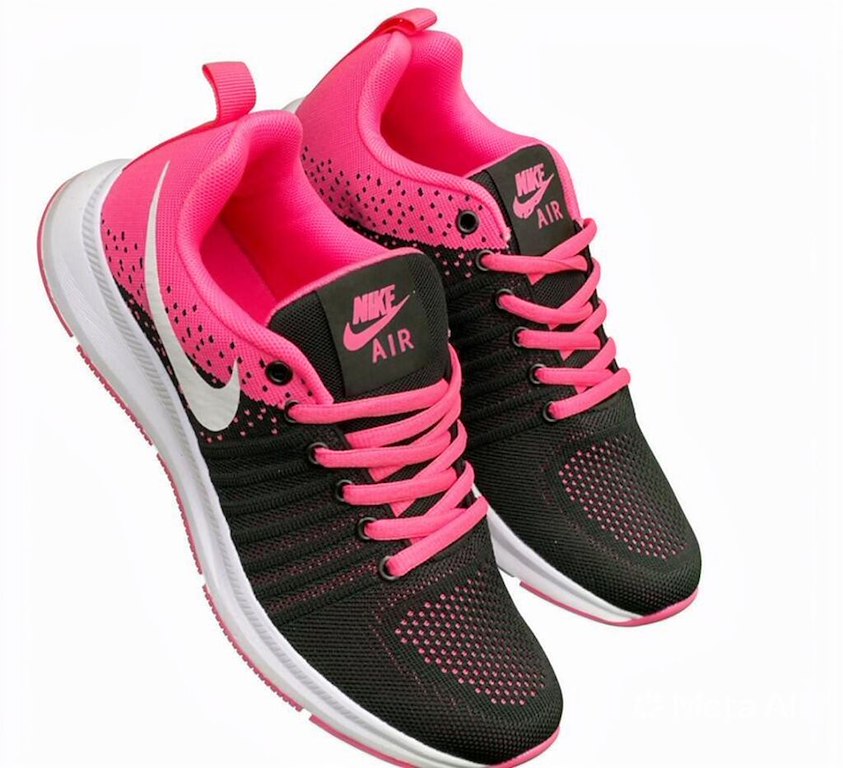 Nike Air ženske patike za trčanje - Model: Nike Air - Boje: crna