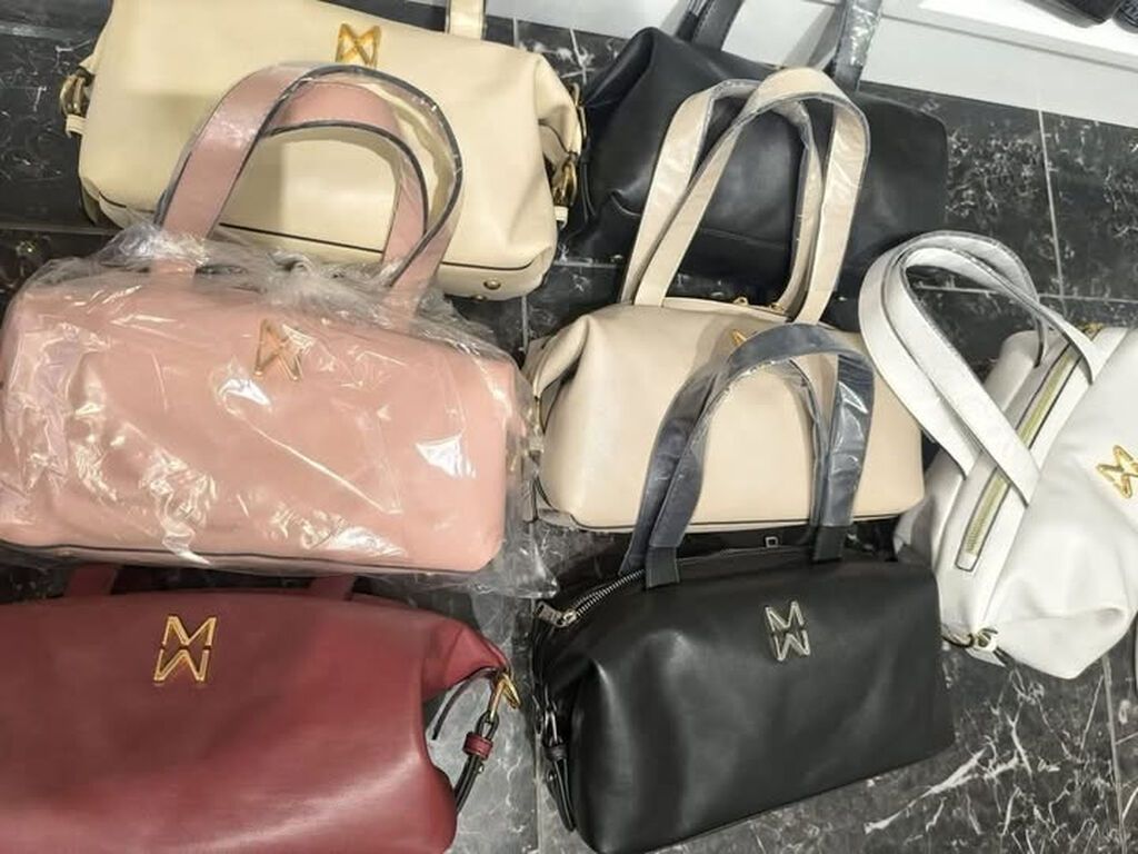 Ženske torbe – ručna/ramena torba sa oznakom “MW” - Model: klasična