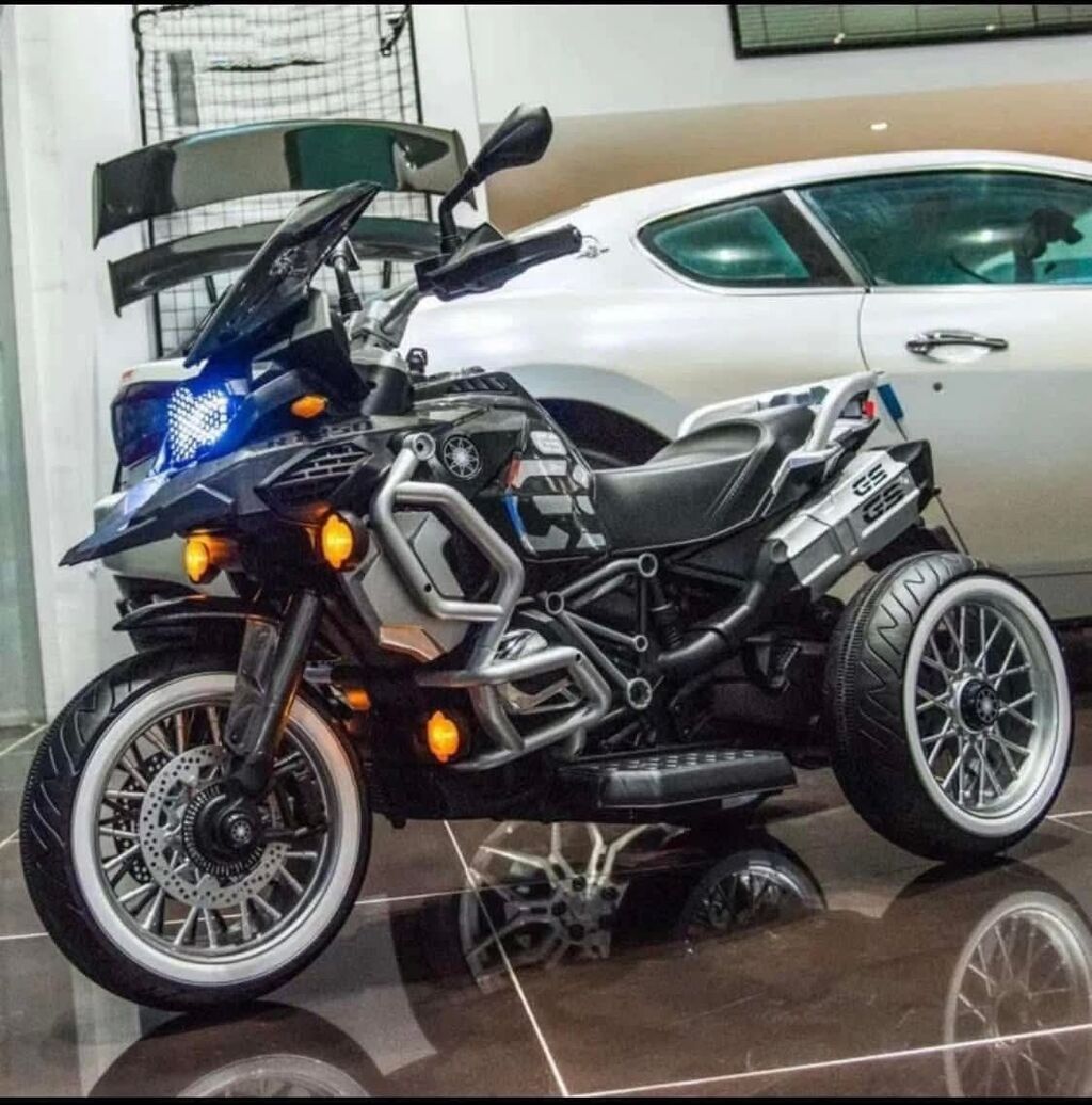 05.   ️   Motor na akumulator BMW GS1300     ️   Dimenzije: 120 x 60 x 88