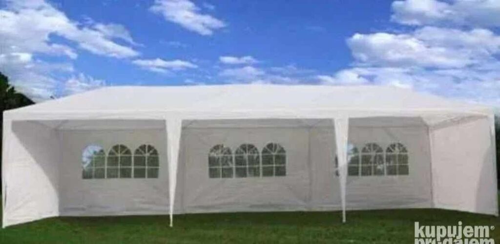 Beli Paviljon Party 3x9m – Savršen za zabave i događaje na otvorenom!