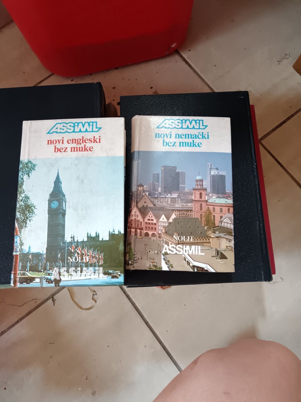 ASSIMIL kompleti za učenje jezika – „Novi engleski bez muke“ i „Novi