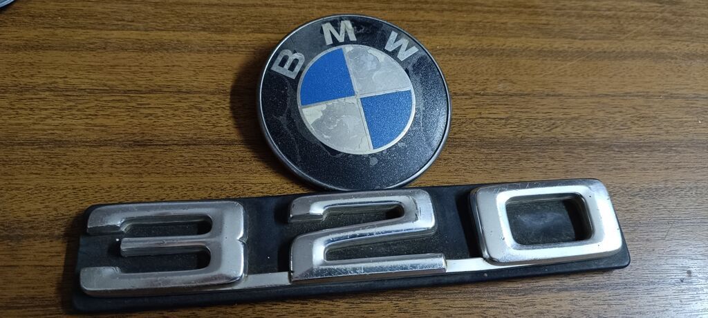 BMW originalni amblemi – komplet - Okrugli BMW znak (hauba/gepek)