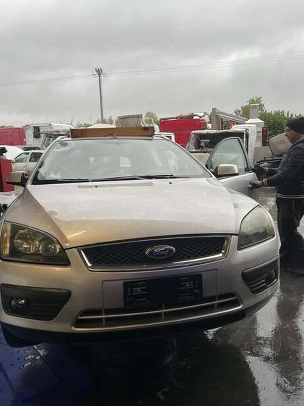 FAROVI ZA FORD FOCUS OD 2004. DO 2007. GOD. | FORD velika ponuda