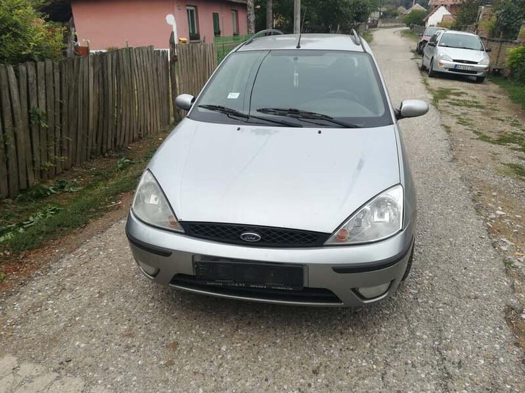 FORD FOCUS 2003. GOD. - KOMPLETAN AUTO U DELOVIMA | FORD velika