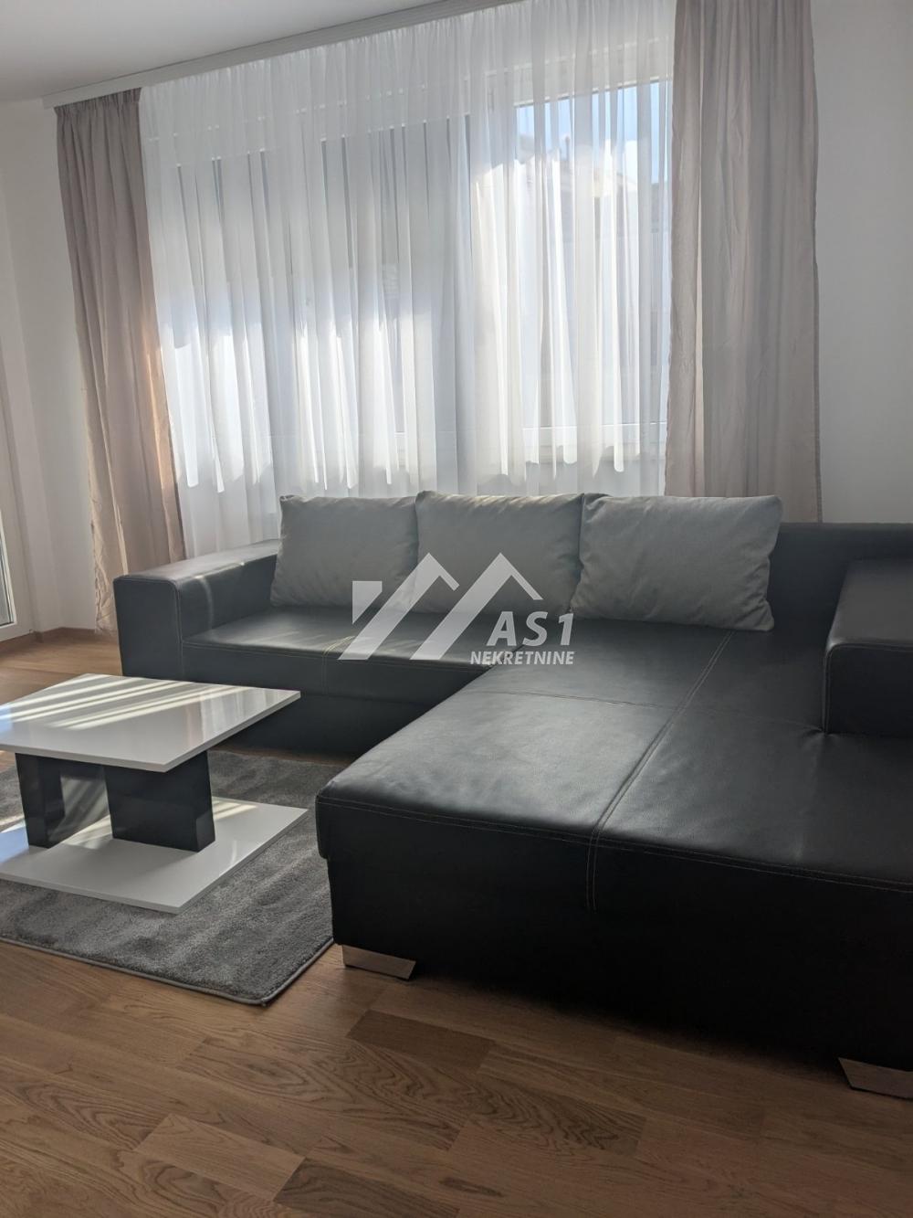 IZDAJE SE DVOSOBAN STAN NA TELEPU ID#6715
450 €