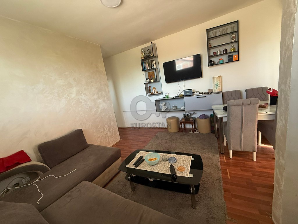 Patrijarha Joanikija Labudovo brdo ID#44012
120.000 €
