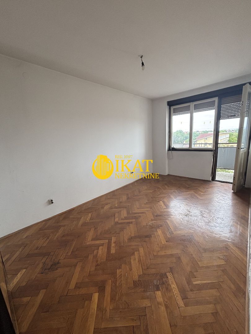 Inđija, trosoban stan, 65m2 ID#5075
75.000 €