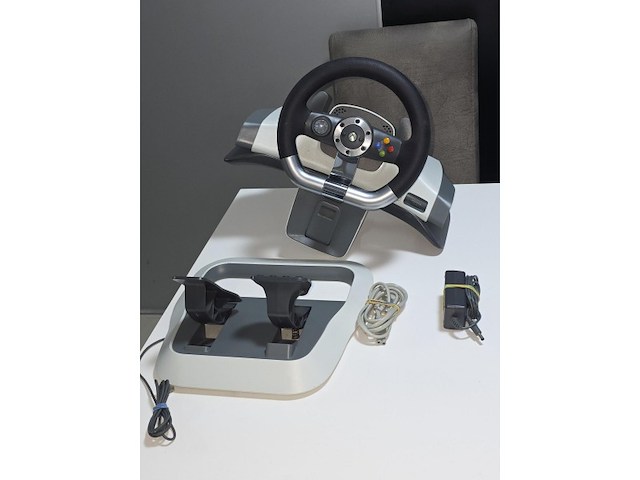Microsoft Xbox 360 Wireless Racing Wheel + pedale