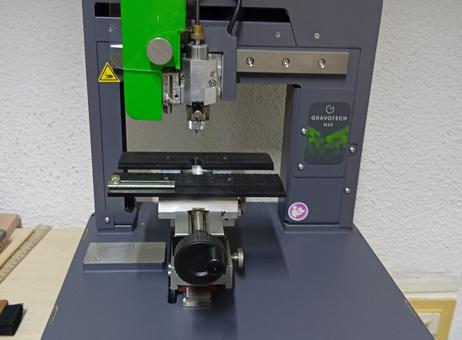 Gravograph M20 V3 Motorna Gravirka. IDEALNO ZA NAKIT