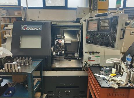 CNC струг Goodway GS280-M