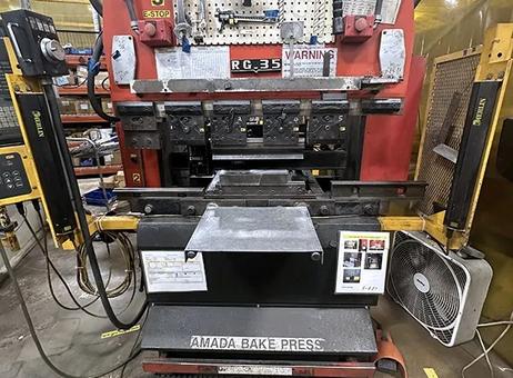 Abkant presa Amada RG-35S
