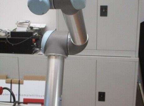 Робот Universal Robots Cobot UR5 kompletan 5/2017