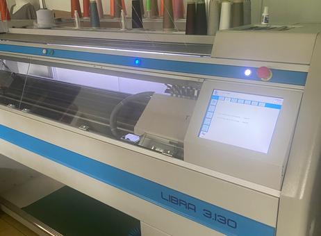 Ravna pletaća mašina Steiger LIBRA 3.130