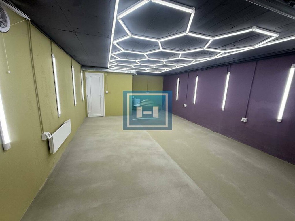 Garaza, Ćuprija | Izdavanje · 58m² · 200€