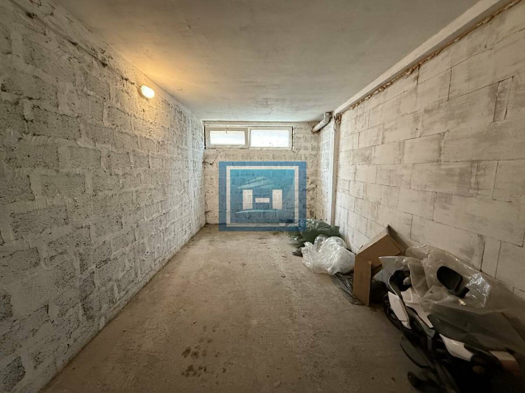 Garaza, Jagodina | Prodaja · 15m² · 18.000€