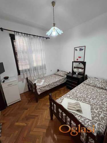 Petokrevetni apartman