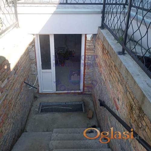 Izdaje se funkcionalan prostor od 34m2 na Sajlovu