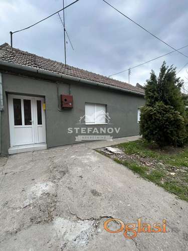 Renovirana trosobna kuća-stan na Lesnini ID#1972
