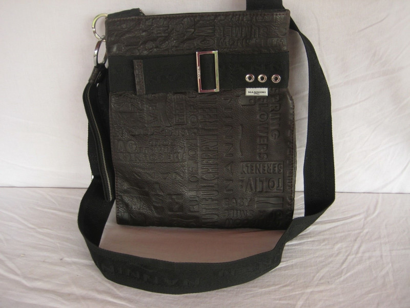 ORIGINAL " NANNINI " KOZNA TORBA - NOVA