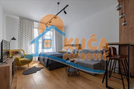 Odličan apartman-studio, 28m2, 2.sprat, Kopaonik,