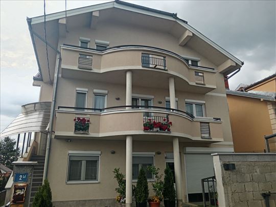 Kumodraž, 3.5, 114m2, uknjižen, Novija gradnja