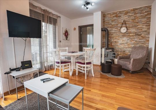 LUX Apartman na sjajnoj lokaciji - Vila Bombonjera