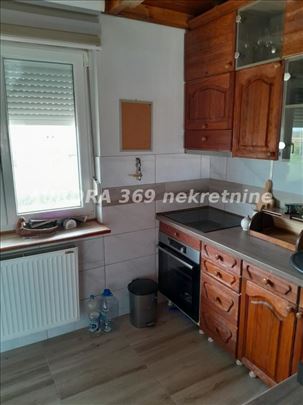 Ekskluzivno! ČereviĆ - BeoČin, OdliČan Poslovno St