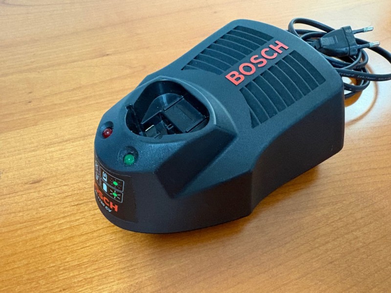 Bosch AL1130CV Li-Ion punjač