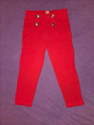 Prodajem pantalone i helanke za prelazno doba