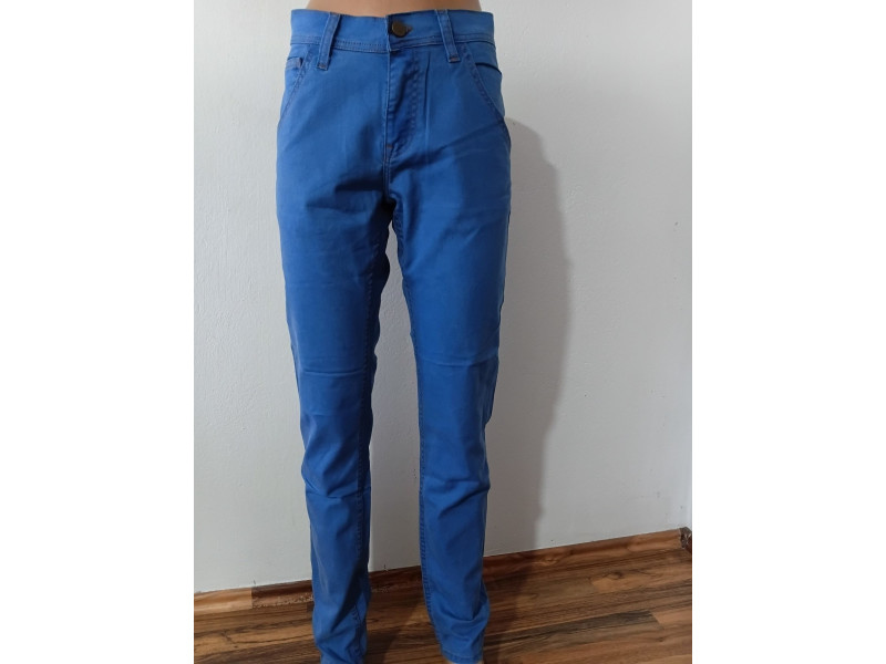 RASPRODAJA Muške pantalone NOVO