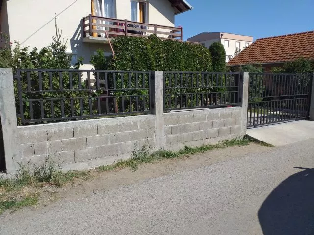 Kovana ograda - model 2