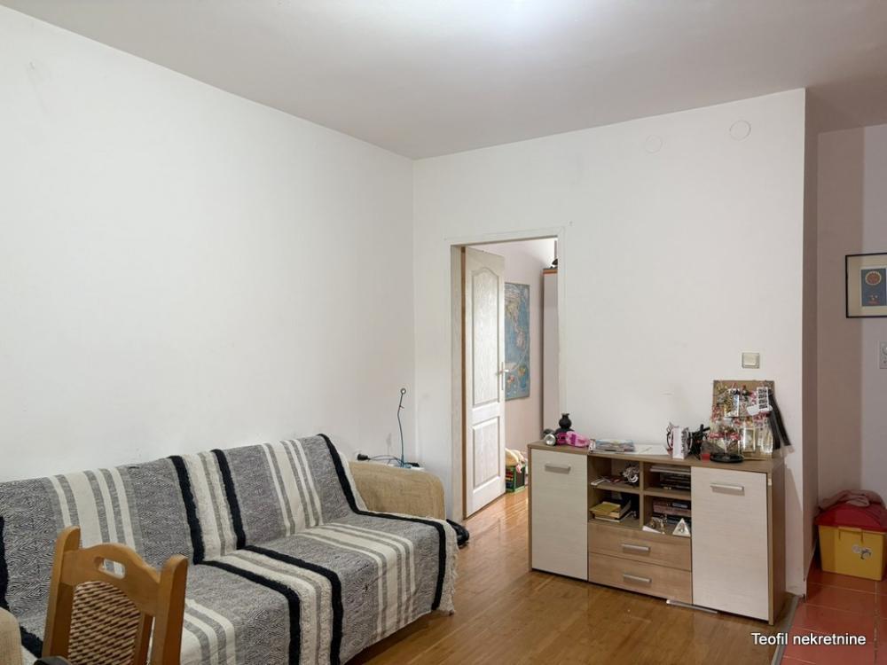 Maršala Tita, Jednoiposoban stan na prodaju, 42m2, 81.000€