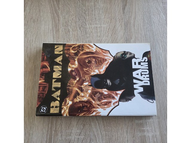 Batman: War Drums TPB