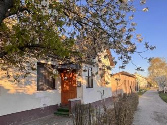 40m² 25.000€
Šid, Morović