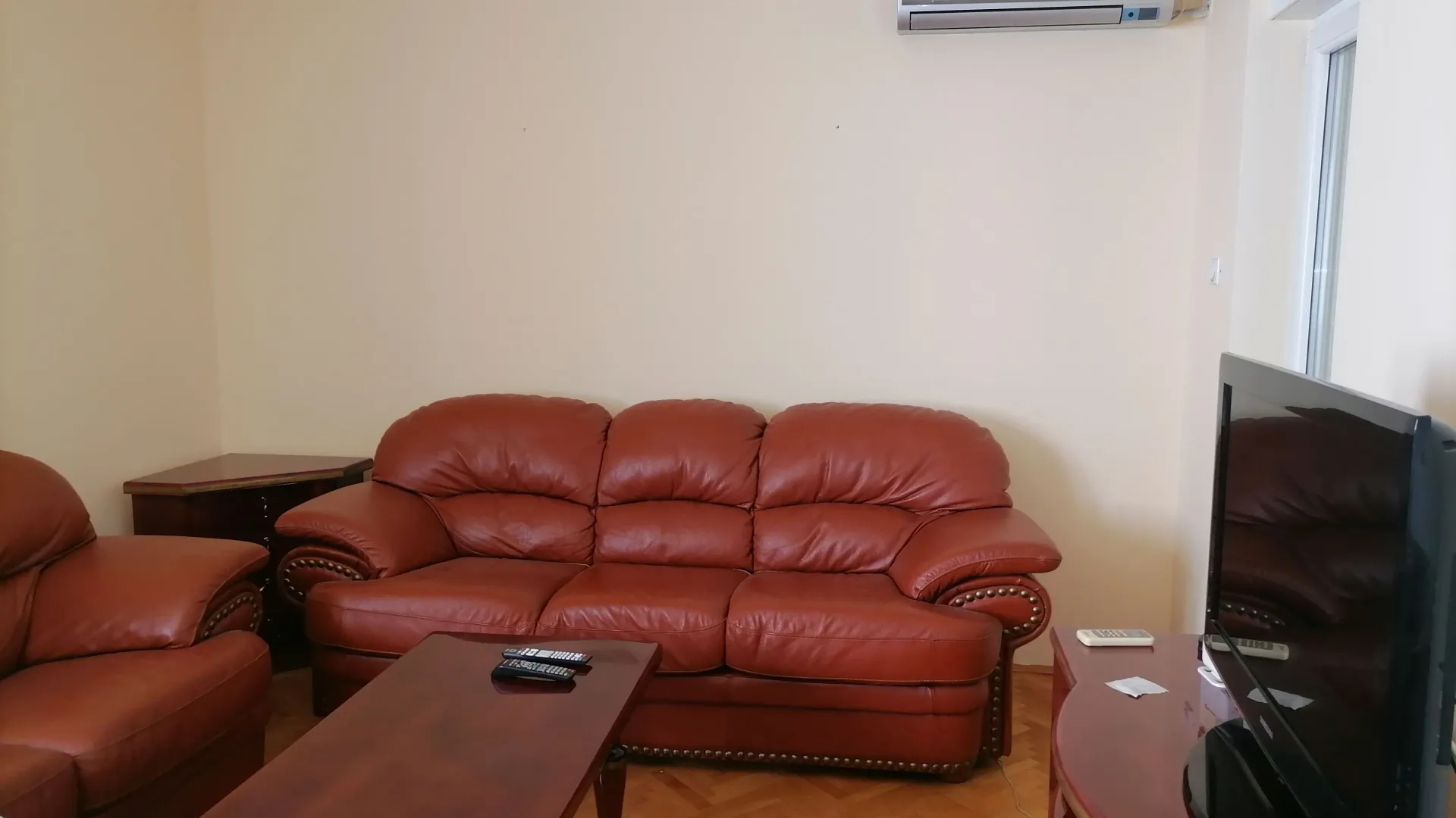 Izdavanje, trosoban stan, 58m², Obrenovac, Beograd