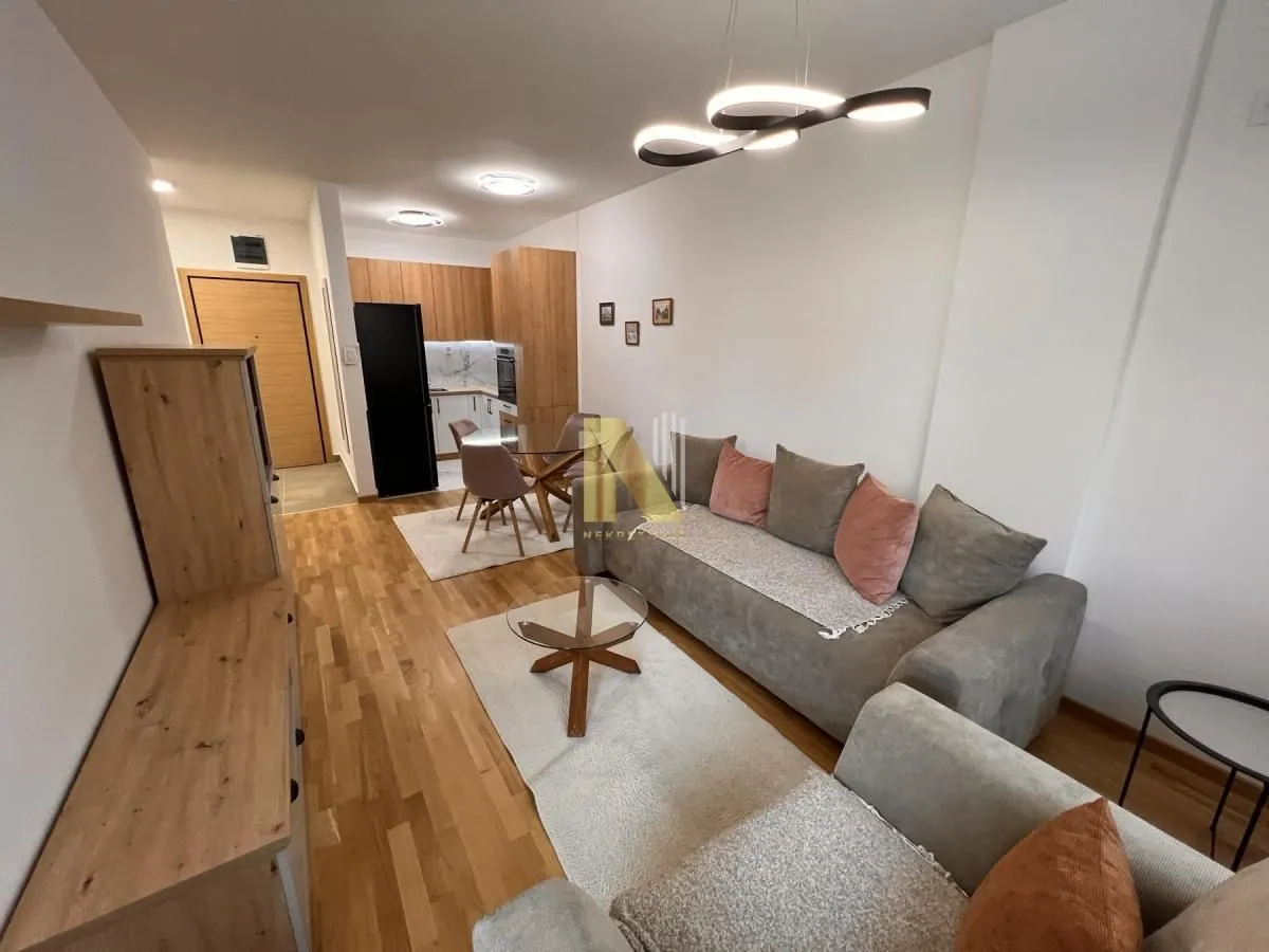Prodaja, jednosoban stan, 44m², Avijatičarsko naselje, Novi Sad Sve Podlokacije