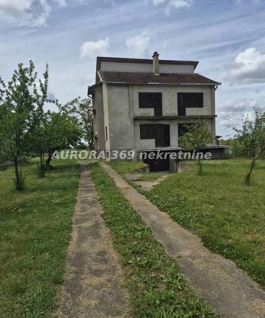 Prodaja, kuća, 294m², Ruma, Srbija