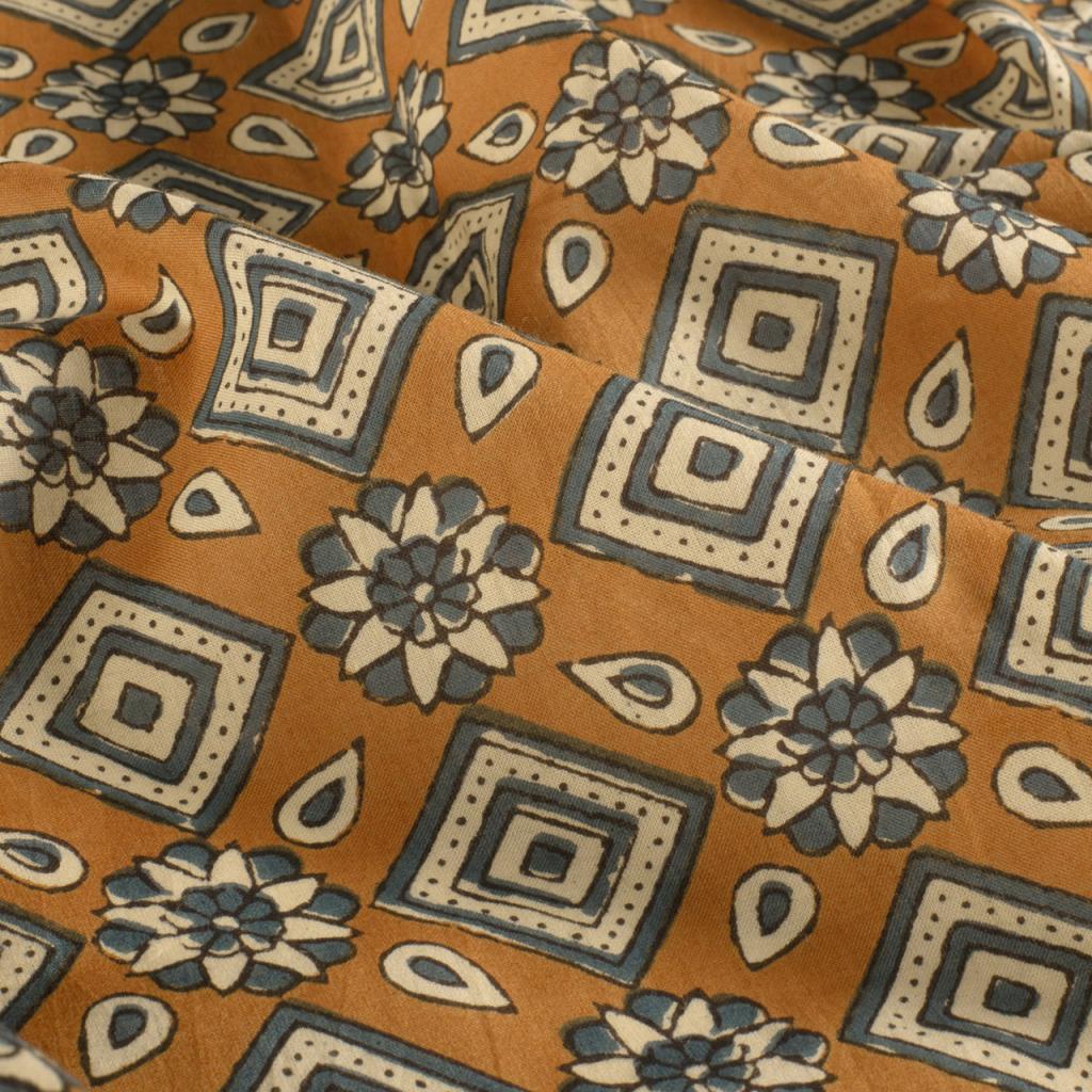 Batist batik Etno ornament | oker | 100%CO