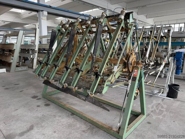 Karusel-pres
Stromab ST 2500