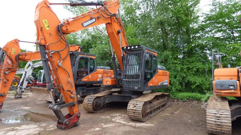 Hidraulični guseničar
DOOSAN CRAWLER EXCAVATOR DX 235 LC-5