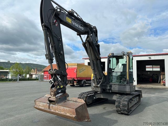 Mini bager
VOLVO EC88D,Verstellausleger,Powertilt,Klima, 3 Löffel
