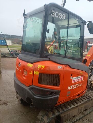 Mini Buldožer
Kubota KX027-4